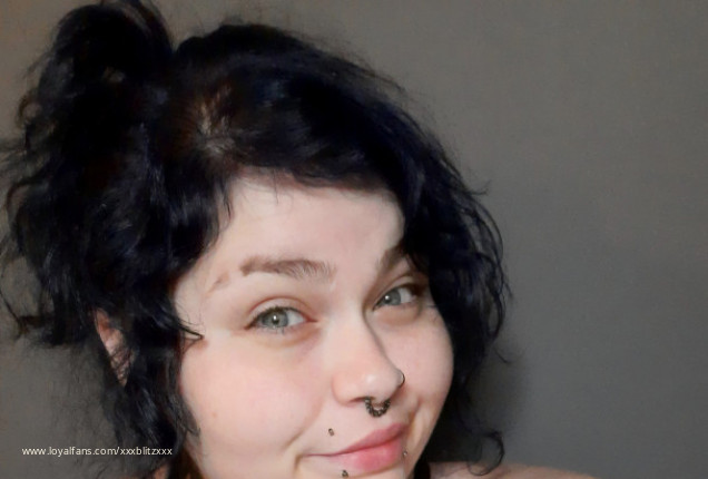 I love a good bra and panty set 😏 - xxxBlitzxxx Official Photos | LoyalFans