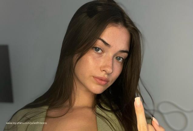 I think my skirt is riding up - Princess Juliet Official Profile | www ...