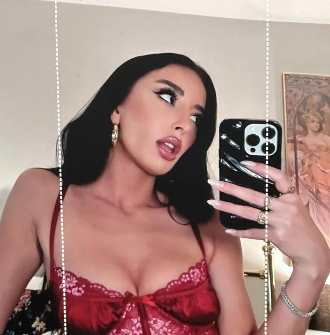 Findom Lilah Lewis ’s Official Social Fan Page | LoyalFans