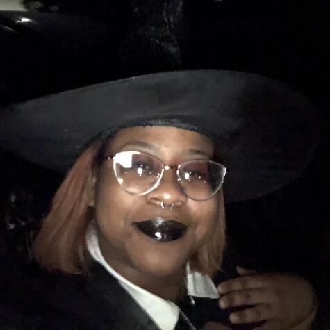 Oracle Cassandra’s Official Social Fan Page | LoyalFans