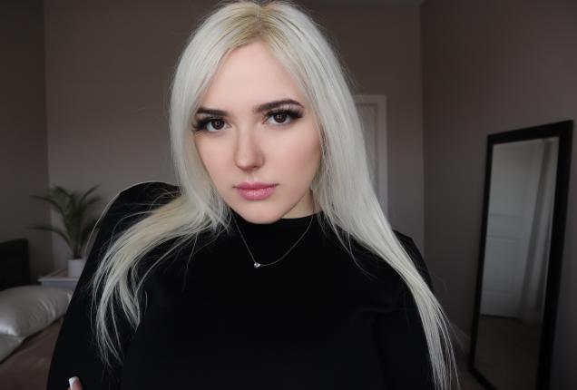 😈 - Goddess Ivy Grey Official Photos | LoyalFans