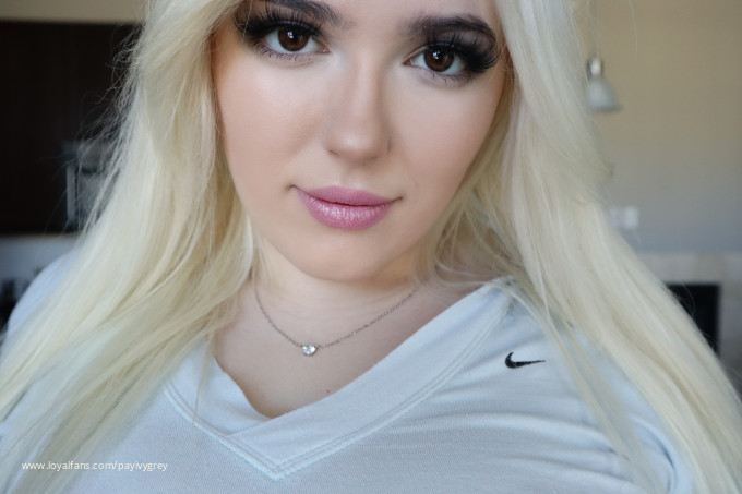 Goddess Ivy Grey’s Official Social Fan Page | LoyalFans