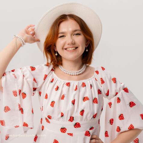 Lessi Smith’s Official Social Fan Page | LoyalFans