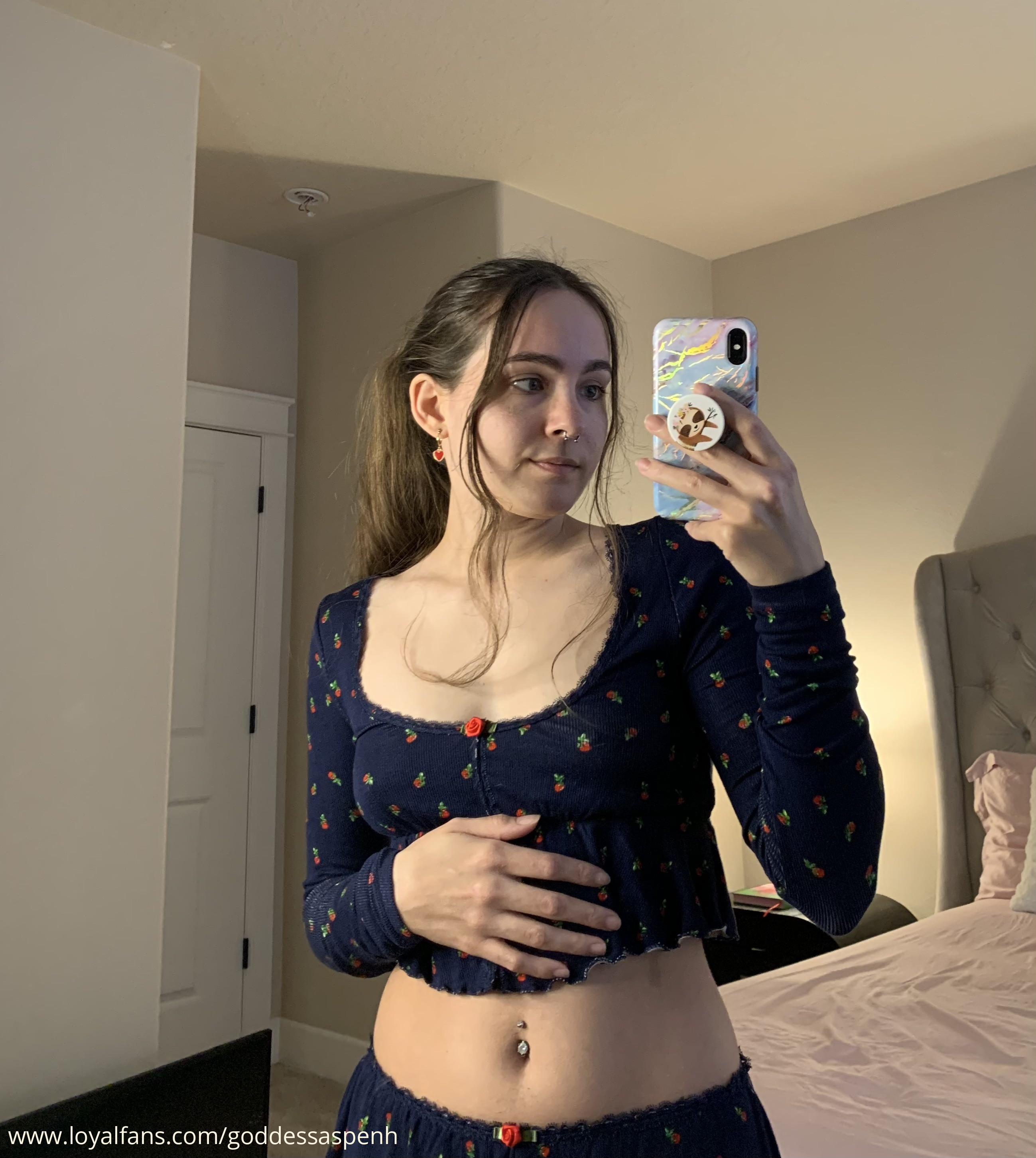 GoddessAspenH's videos and clips | Official account | LoyalFans