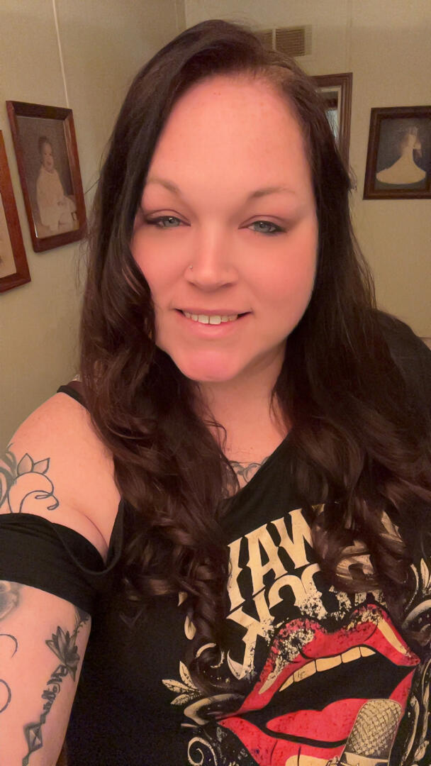 Tatted vixen's Official Social Fan Page | LoyalFans