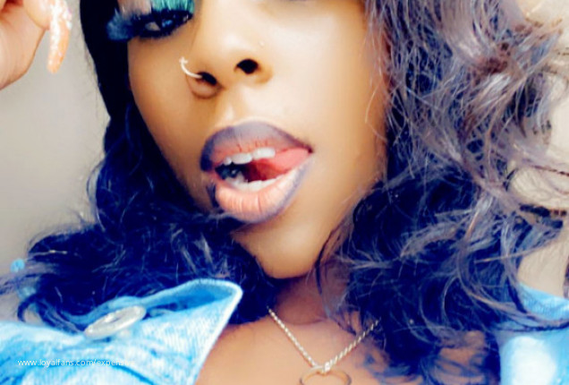 SLIM GOODY WITH BOOTY 🥵 - ExpensiveHeadDoc Official Photos | www.Loyalfans.com