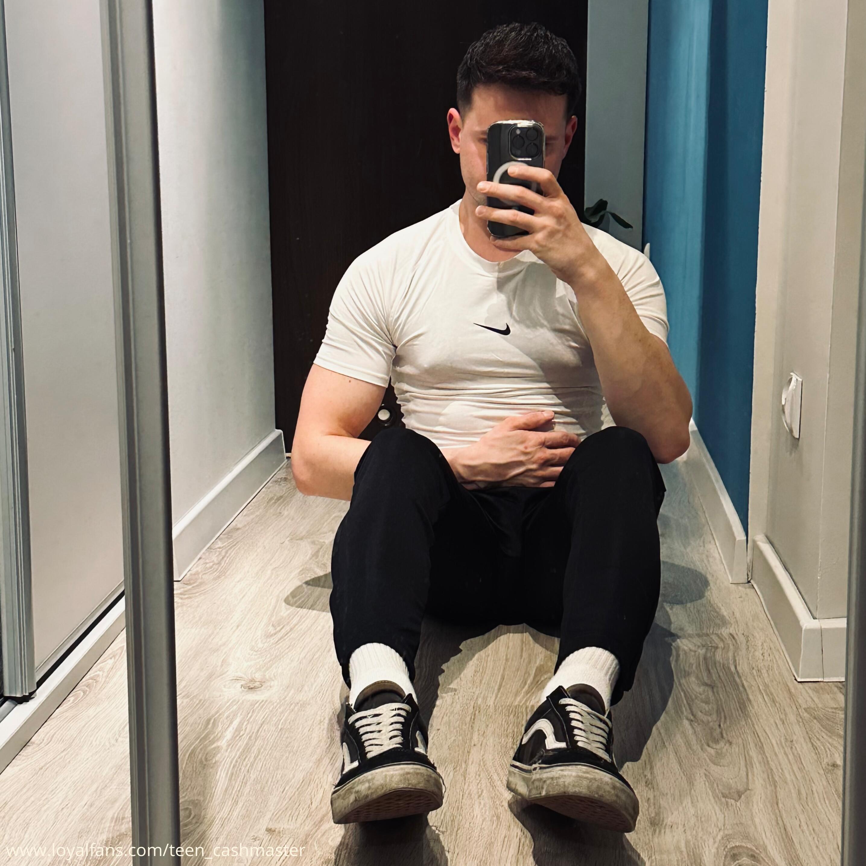 teen_CASHmaster's videos and clips | Official account | LoyalFans