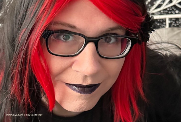 Barefoot in leather JOI with countdown - katgothgf Trans foot and kink ...