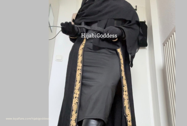 Worship the dirty boots of a muslim hijabi Mistress🧕🏼 - Arab Hijabi Goddesss Findom Femdom ...