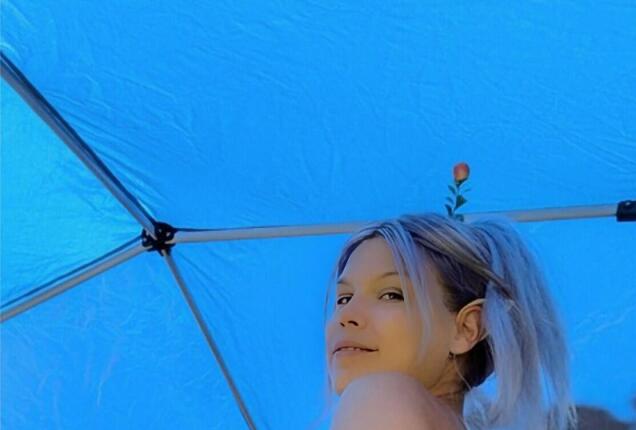 Wake up babe, Waifu Goddess released a new video! 🍑 - IRL Waifu Goddess ...