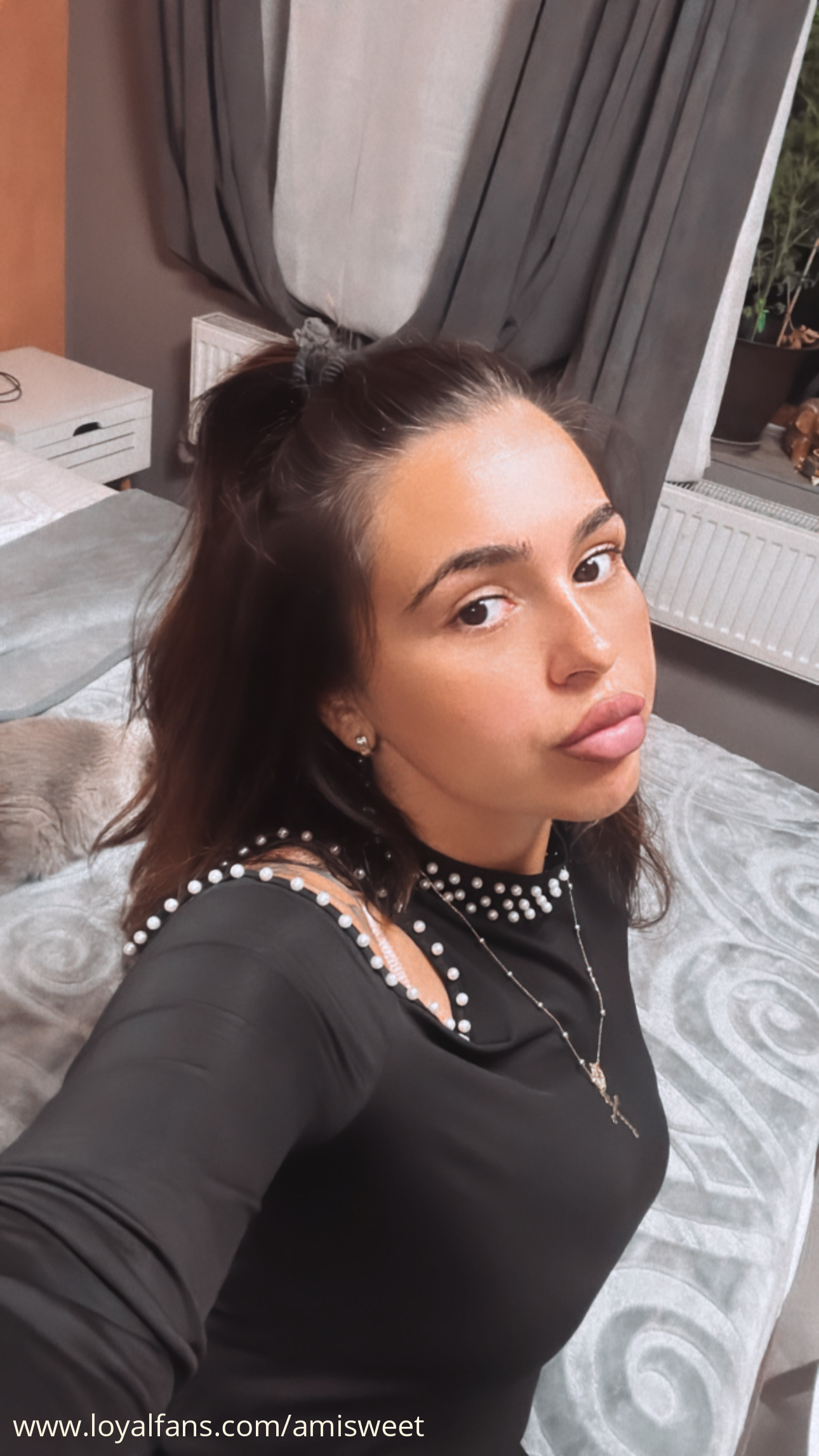 Amisweet's videos and clips | Official account | LoyalFans