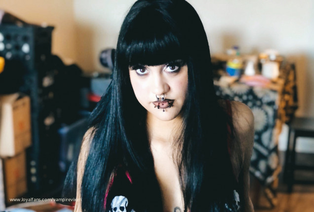 🖤💋 - Vampirevixen Official Photos | www.Loyalfans.com