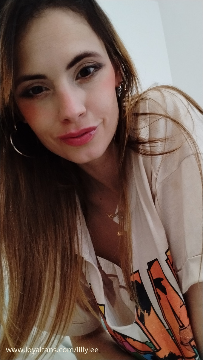 This life of non-stop gooning is turning yout brain into mush ...