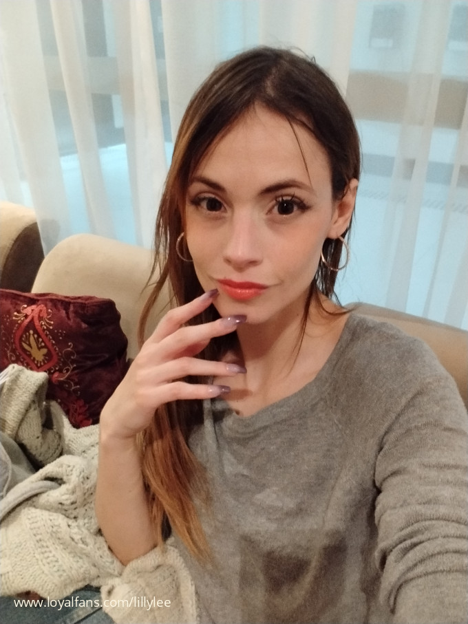 Out for a massage and dinner - Lilly Lee Hypno Trance Brainwash ...