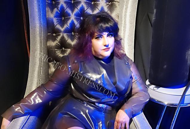 Rubber Curves - Chicagomistress Official Photos | LoyalFans