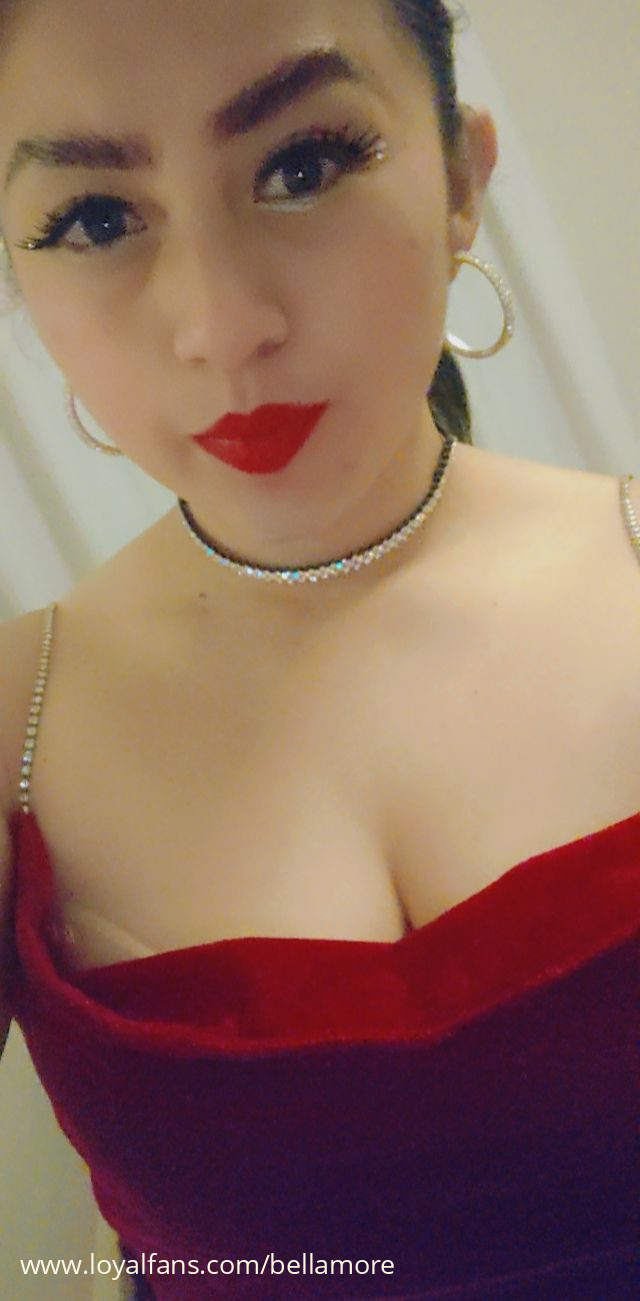 Bellamore’s Official Social Fan Page | LoyalFans