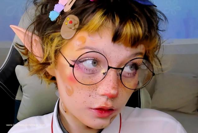 I lifted my bra! sexy face ahegao😨😳 - Megantron Official Profile | www ...