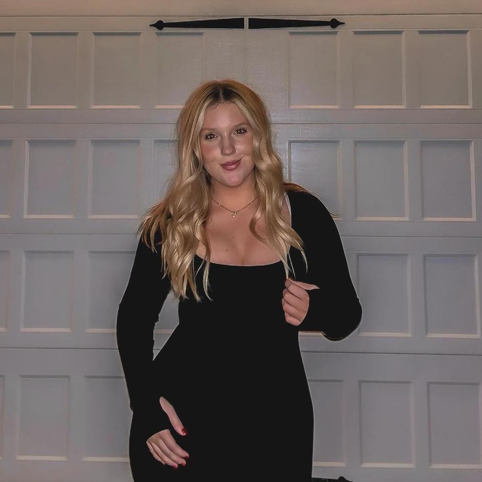 Lilly Un’s Official Social Fan Page | LoyalFans