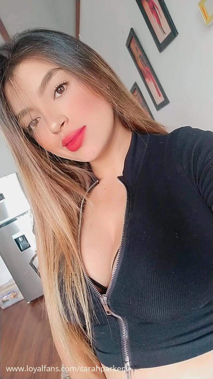 SarahParker’s Official Social Fan Page | LoyalFans