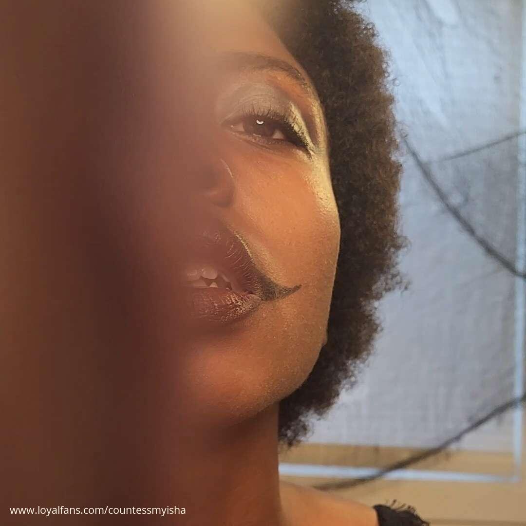 CountessMyisha’s Official Social Fan Page | LoyalFans