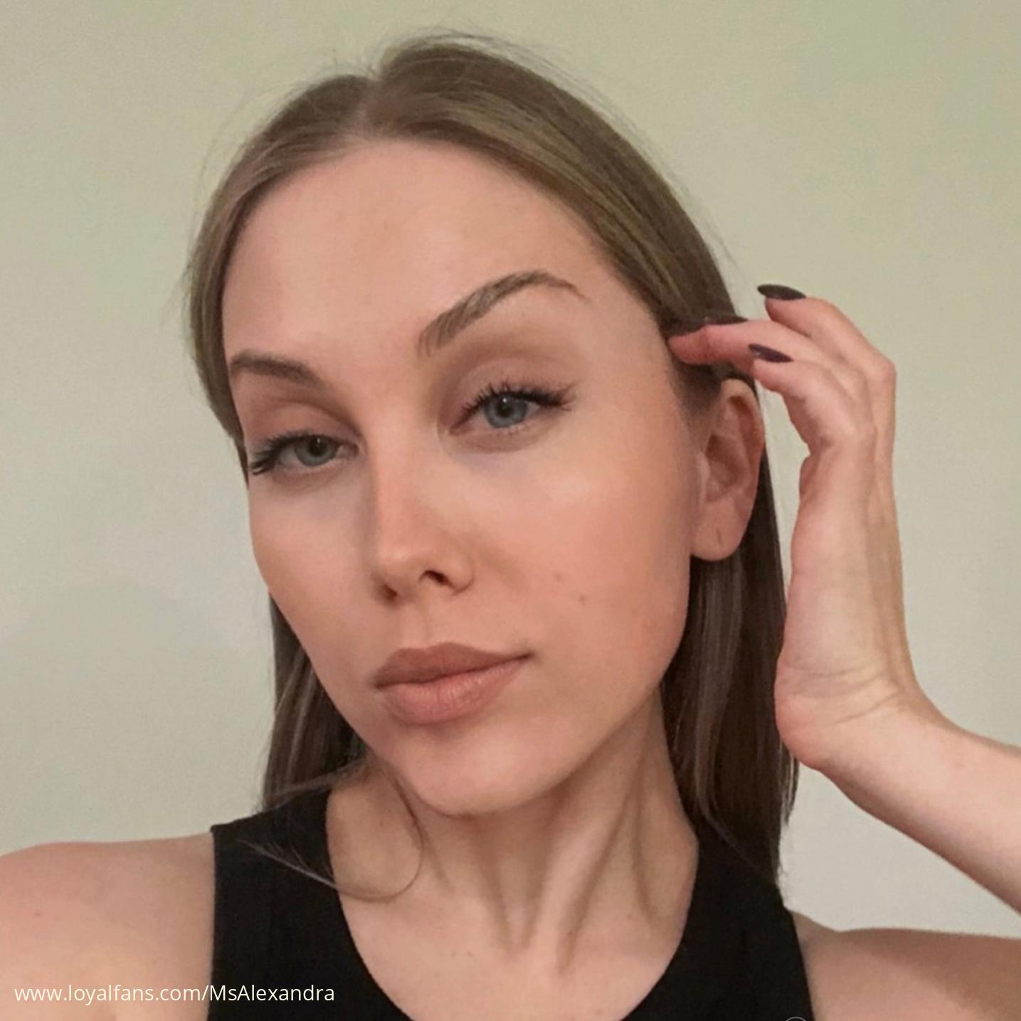 Miss Alexandra Femdom Findom’s Official Social Fan Page | LoyalFans