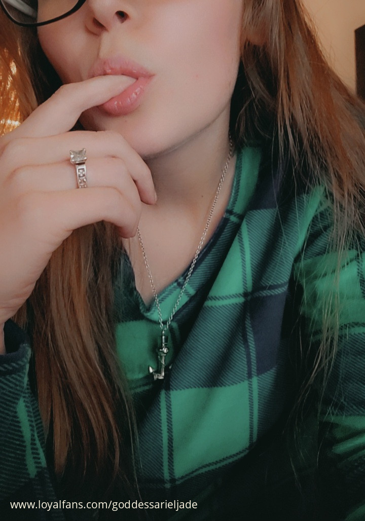 Goddess Ariel Jade’s Official Social Fan Page | LoyalFans