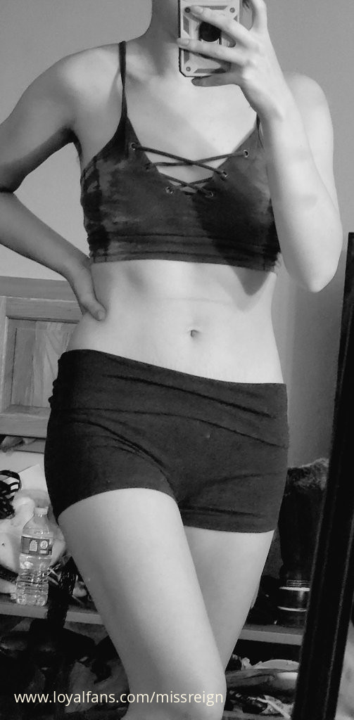 Watch Miss Reign in her Official Video Store | LoyalFans