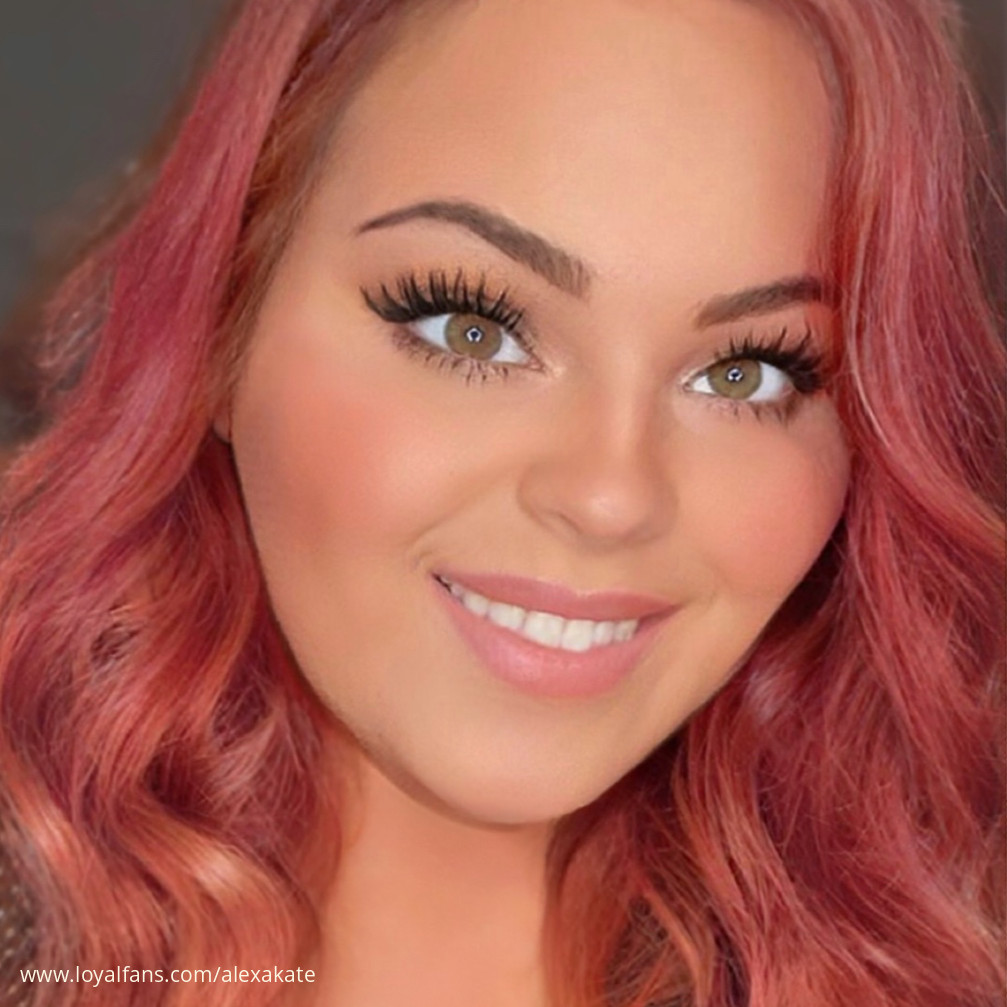 Alexa Kate’s Official Social Fan Page | LoyalFans