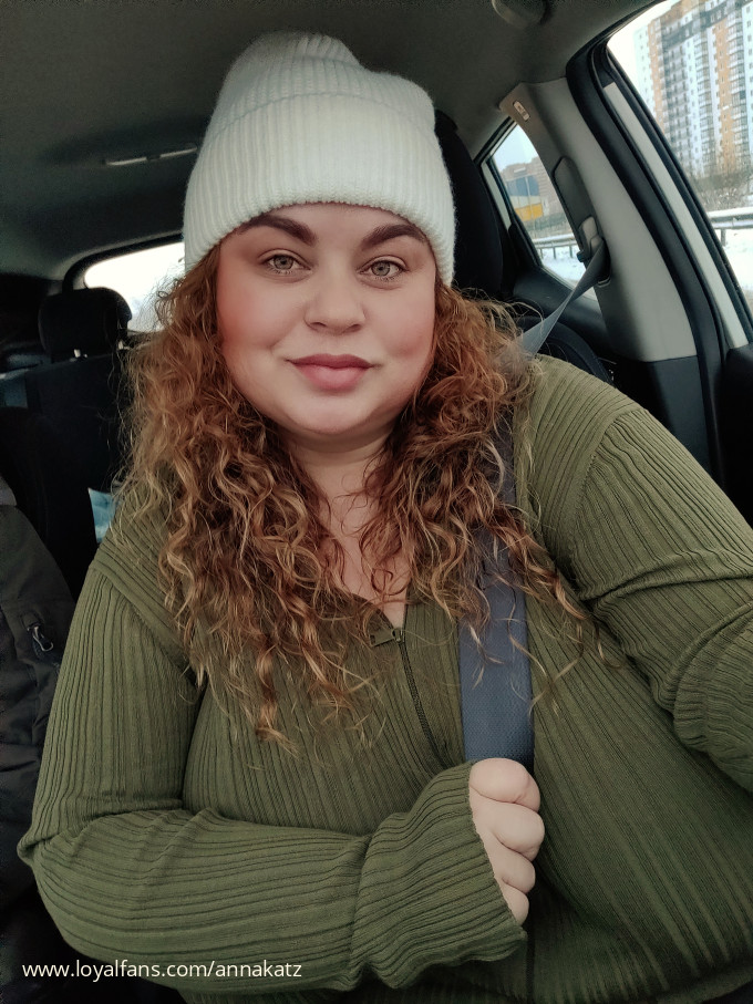 How is your day going?💖💖 - Anna Katz Official Photos | www.Loyalfans.com