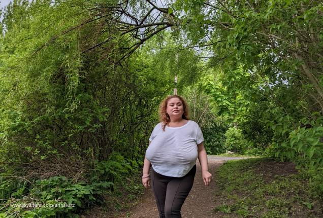 Missing summer days - Anna Katz Official Photos | LoyalFans