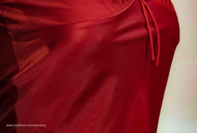 Nightie photos - Princess Buttercup Official Photos | LoyalFans