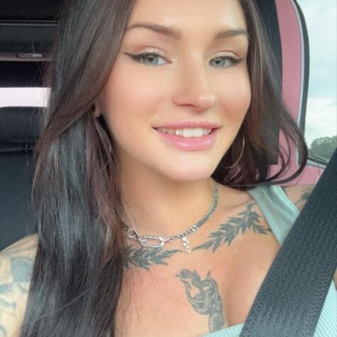 Kendall karnival’s Official Social Fan Page | LoyalFans