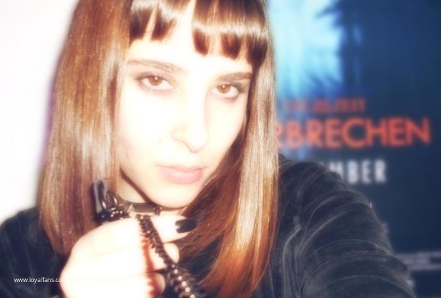 Goon addict mindf*ck - Hypnotic negative reinforcement loop - Claire Paradiso Official Profile ...