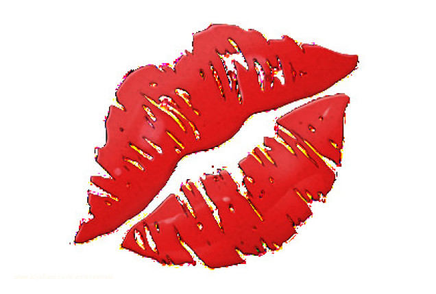 Kiss - SimoneSteele Official Photos | www.Loyalfans.com