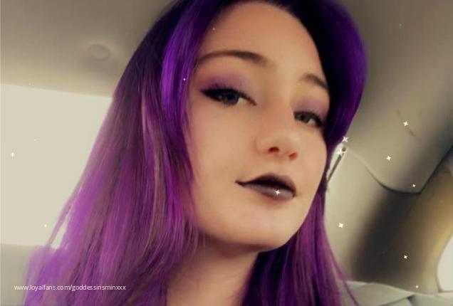 Hidden Camera catches Horny Girl's Quick Orgasm on the Family Couch - GoddessIrisMinX Official ...