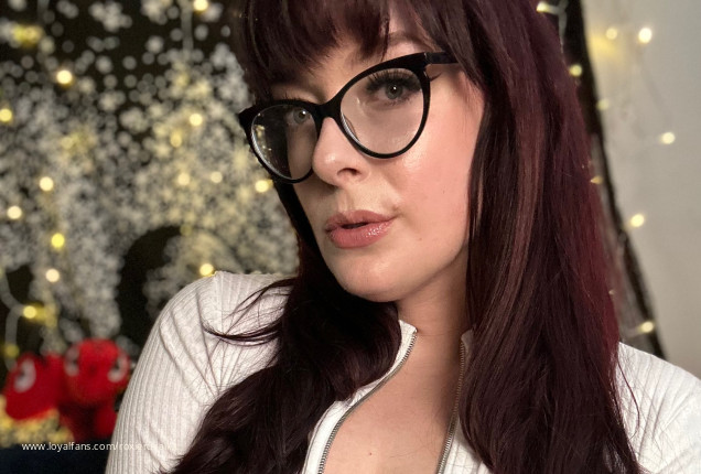 Oily Ass Shaking Roxie Rusalka Official Profile
