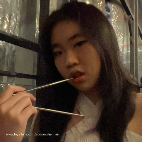 Goddess Hanhan’s Official Social Fan Page | LoyalFans