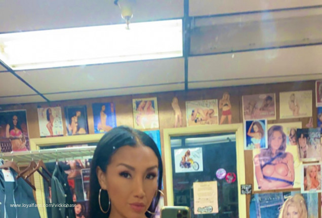 Have you clicked the subscribe button yet? - VickiChase Official Photos ...