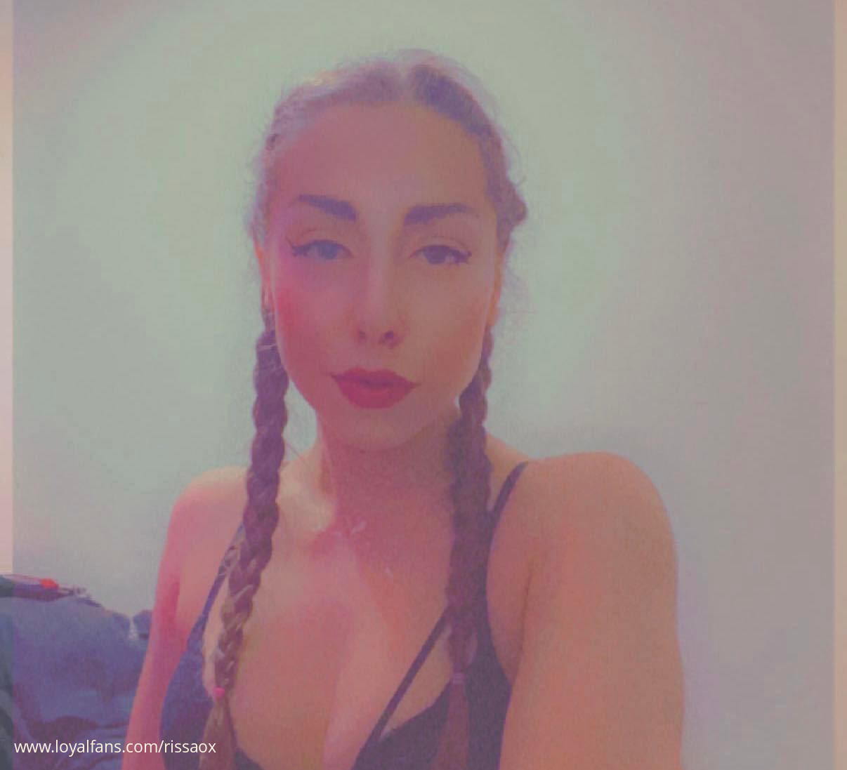 Bratty Blue Iris's Personalized Video Shout-Outs | LoyalFans Bratty Blue Iris's Personalized Video Shout-Outs | LoyalFans
