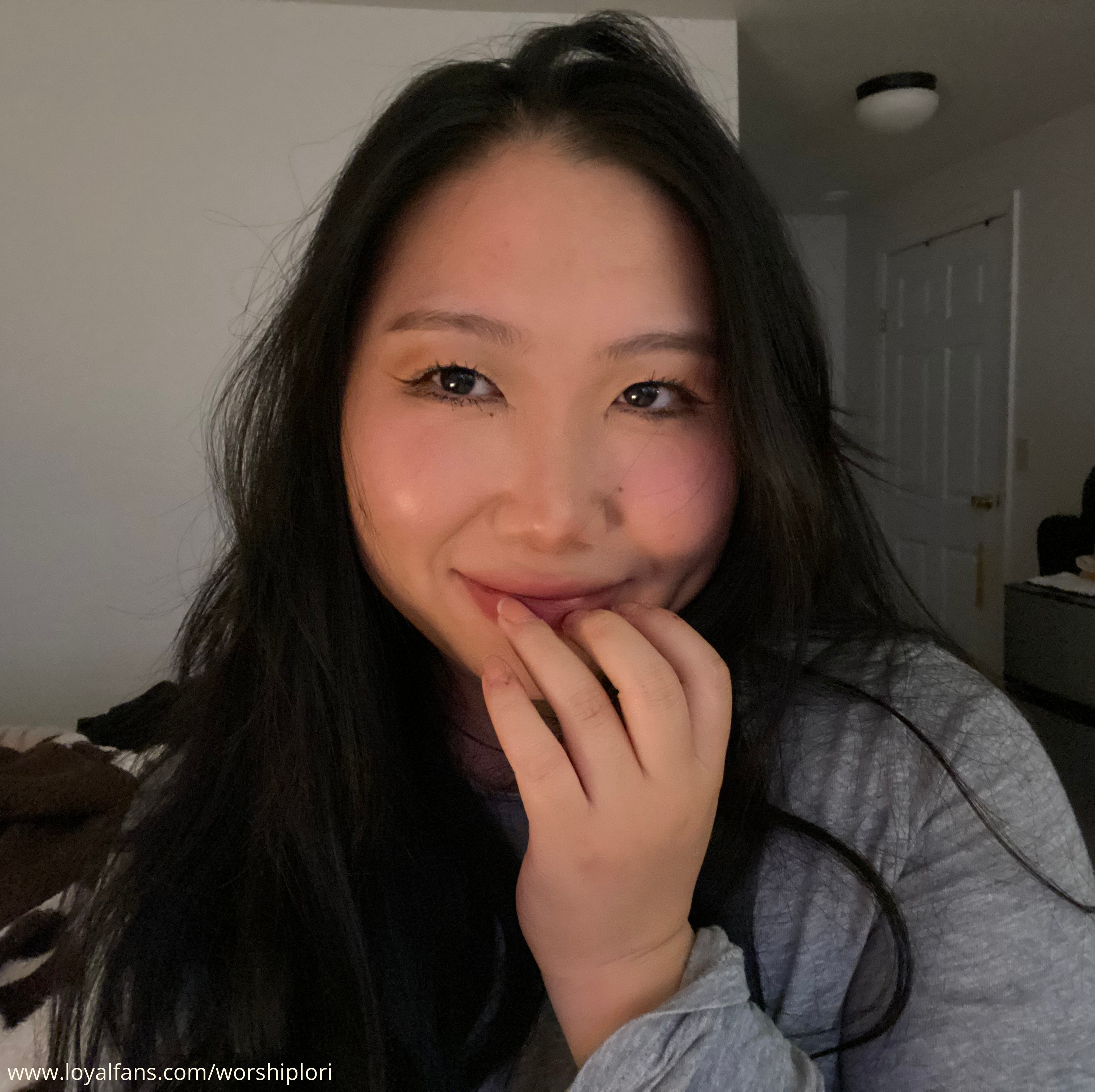 The Princess Lori 's videos and clips | Official account | LoyalFans