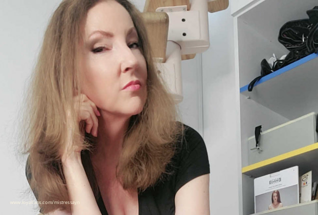 Back on cam - Mistress Ayn Real Life Dominatrix and Alpha Female ...