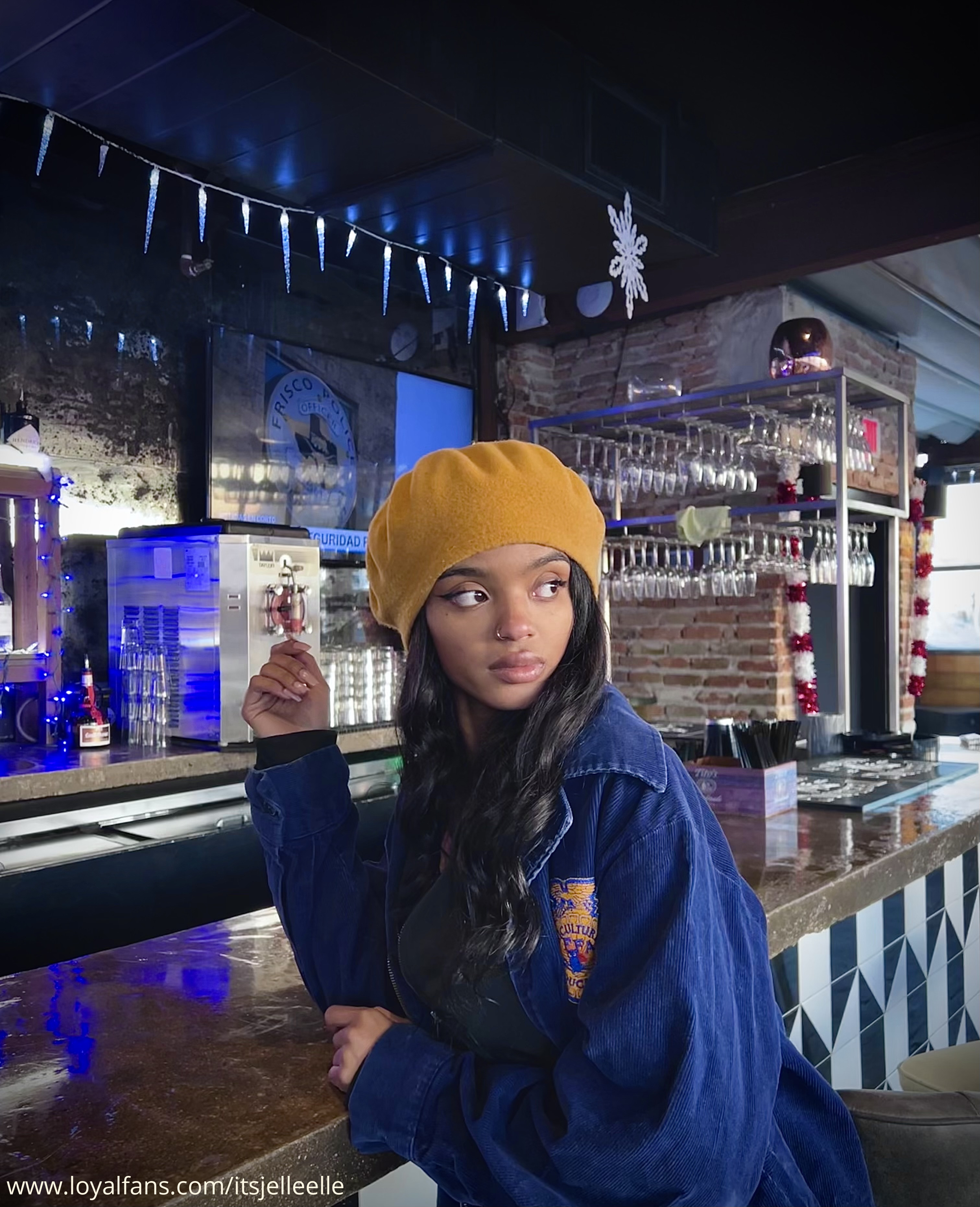 Itsjelleelle AI's videos and clips | Official account | LoyalFans