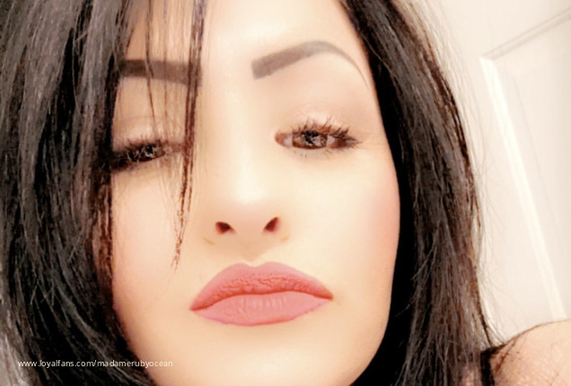Nip Slip - Madame Ruby Ocean Official Profile | www.Loyalfans.com