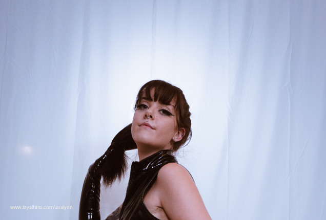 I am truly a Goddess worth serving. - Goddess AvaLynn Findom Femdon ...