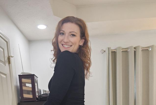 Pics of my outfit and pantyhose of the day - Dawn Desire Official ...