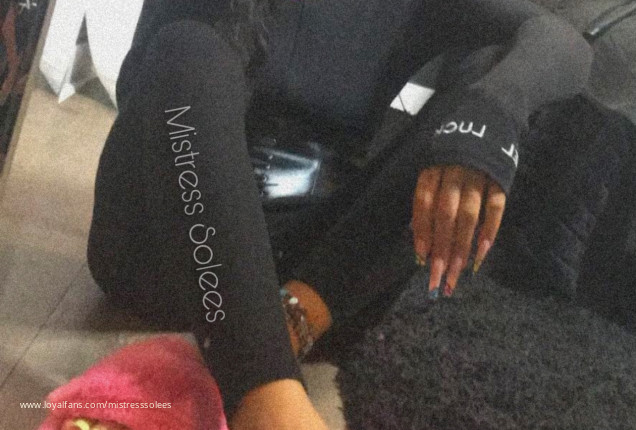 Dangling Flip Flop Mistress Solees Official Profile