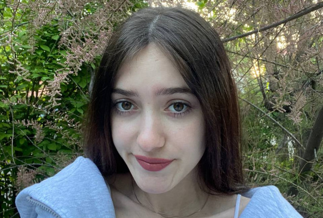 soooo cold 😢😢😢 - SsabrinaHilsS Official Profile | www.Loyalfans.com