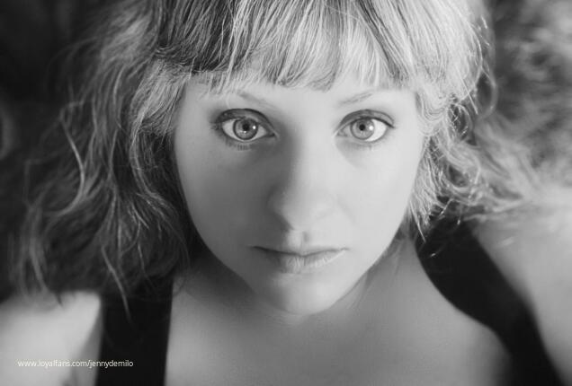 New Session: Crave The Drone Void - Jenny DeMilo Hypno Trance Audio ...