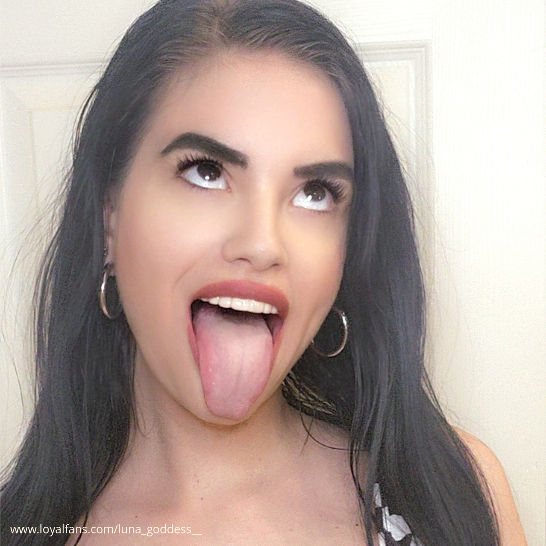 lunaaagoddesss’s Official Social Fan Page | LoyalFans