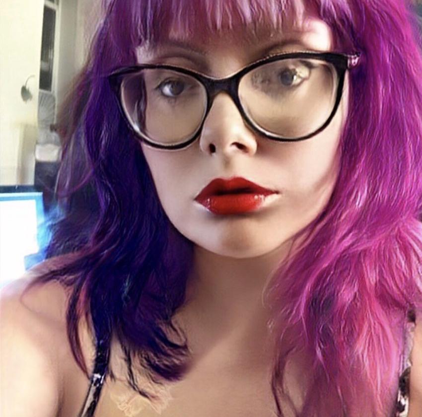 DyeAnne_Vee’s Official Social Fan Page | LoyalFans